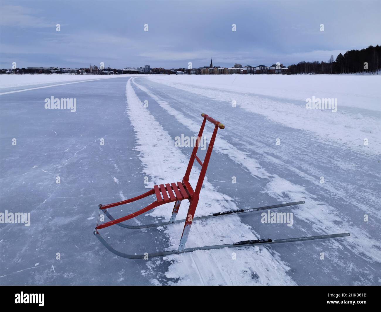 Ice motion hi-res stock photography and images - Alamy