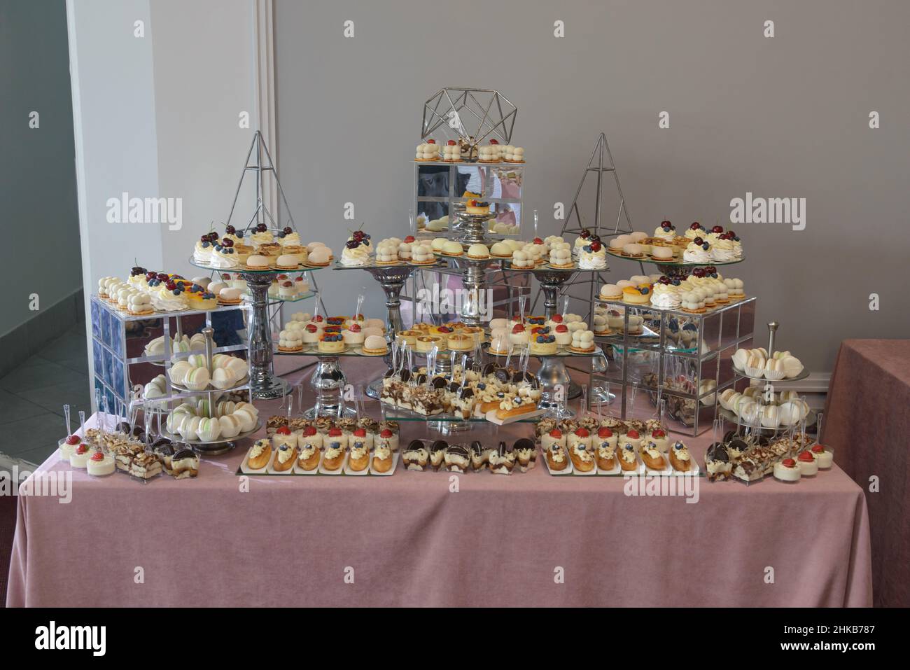 Raw colorful candy bar. table with sweets at a party Stock Photo - Alamy