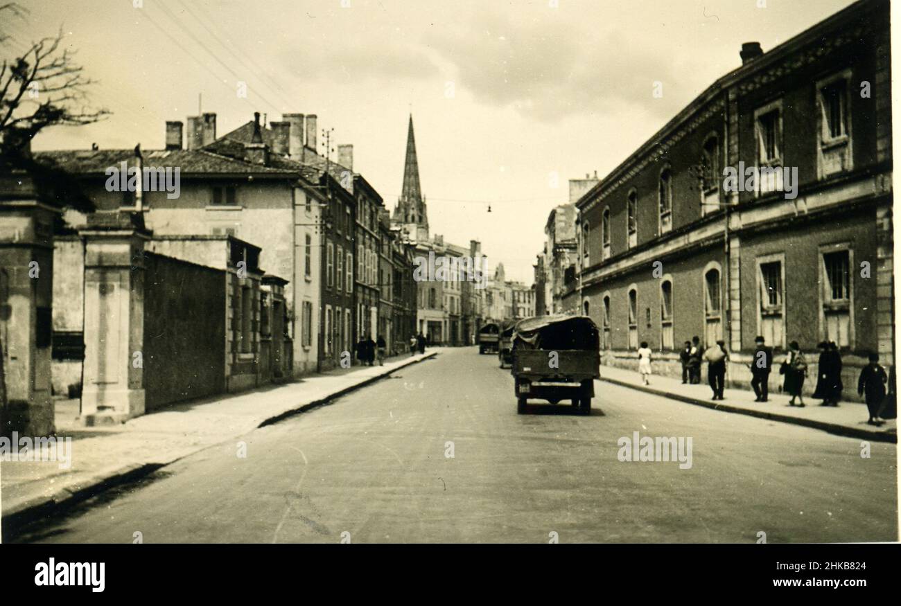 WWII WW2 german soldiers invades France - 30 july 1940, Parthenay ...