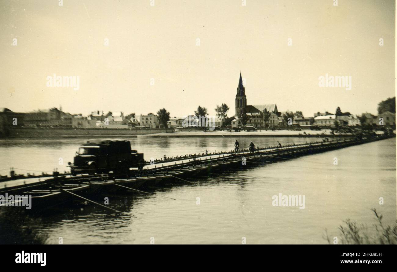 WWII WW2 german soldiers invades France - 30 july 1940, Saumur (France ...