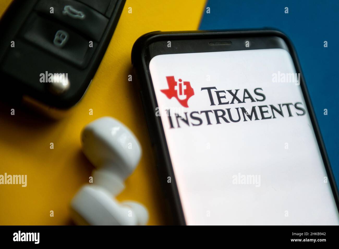 Texas instruments logo hi-res stock photography and images - Alamy
