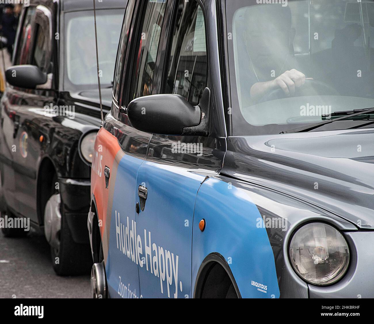 London mini cab hi-res stock photography and images - Alamy