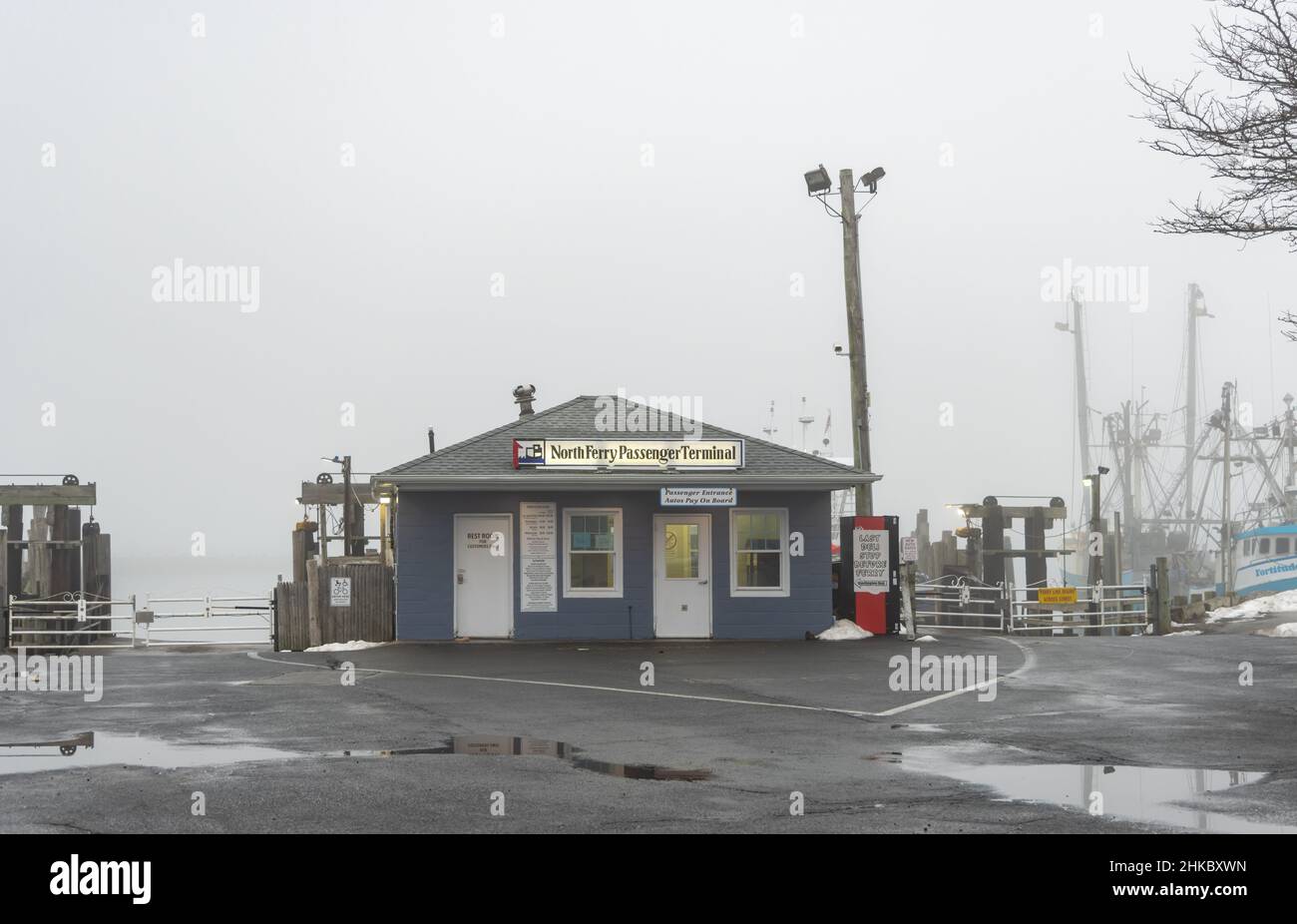 Ferry terminal operation hi-res stock photography and images - Alamy