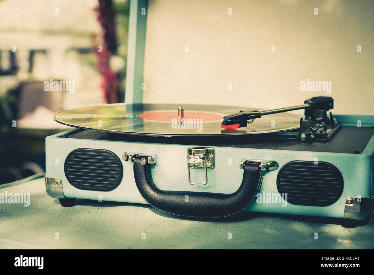 An old fashioned retro vinyl record player. May 2016 Stock Photo - Alamy
