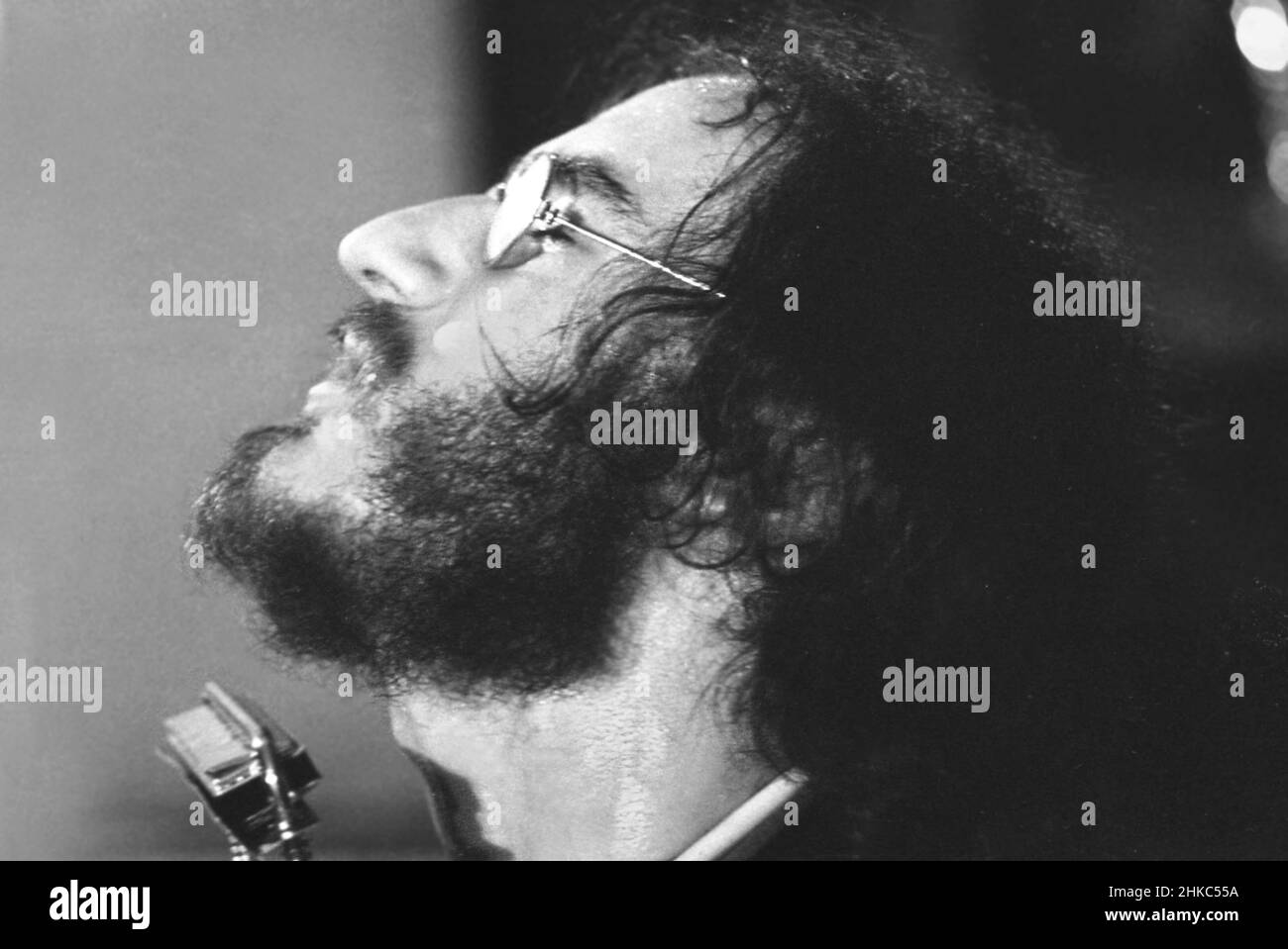 Romanian folk singer Doru Stănculescu, approx. 1977 Stock Photo - Alamy