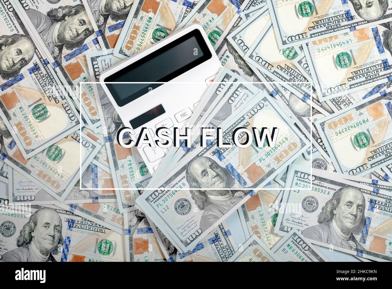 Cashflow word. Cash flow concept with photo of money Stock Photo - Alamy