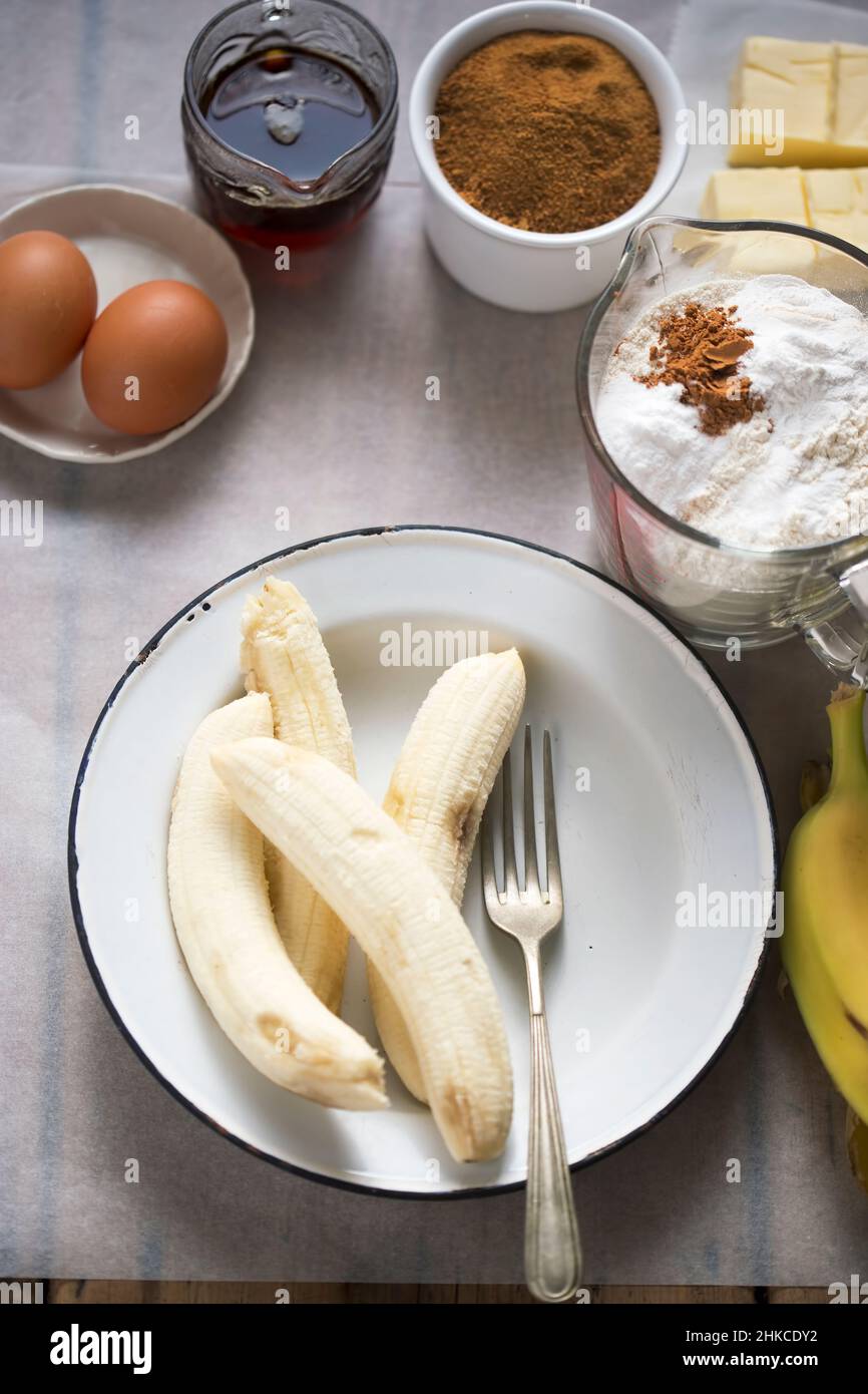 Banana bread ingredients: bananas, brown sugar, maple syrup, eggs ...
