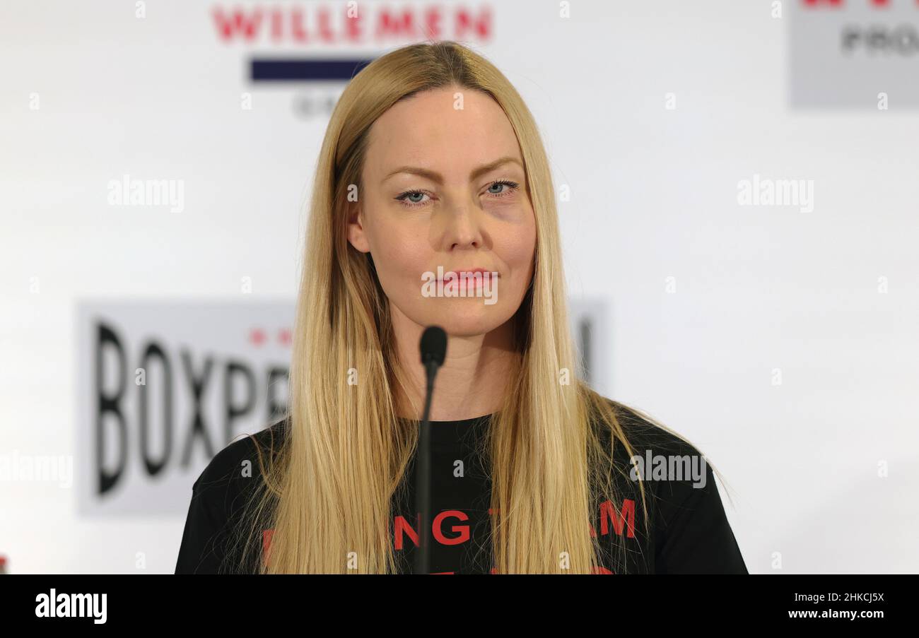Dortmund, Deutschland. 03rd Feb, 2022. firo: February 3rd, 2022, boxing ...