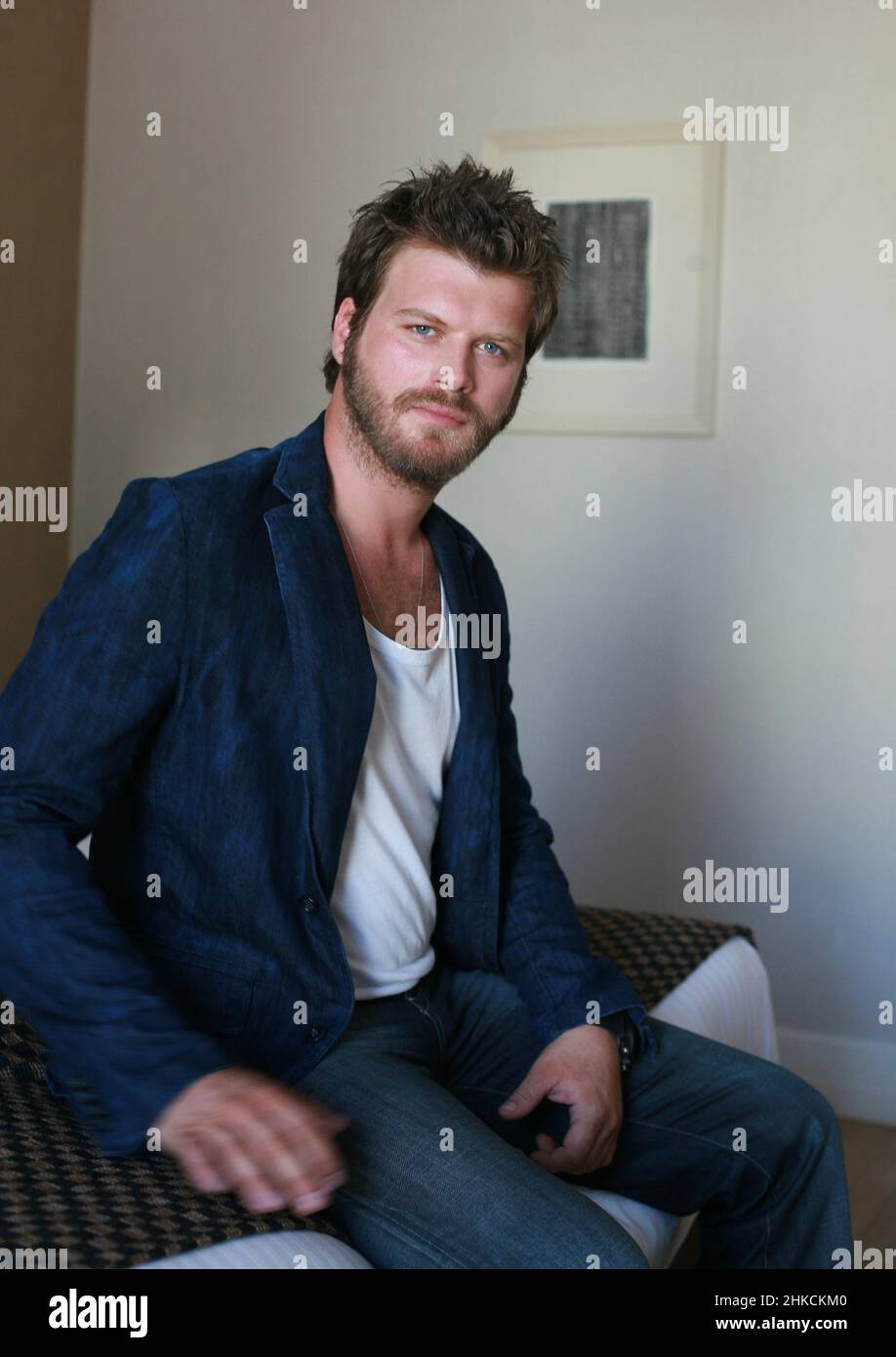 Kivanc Tatlitug 2011