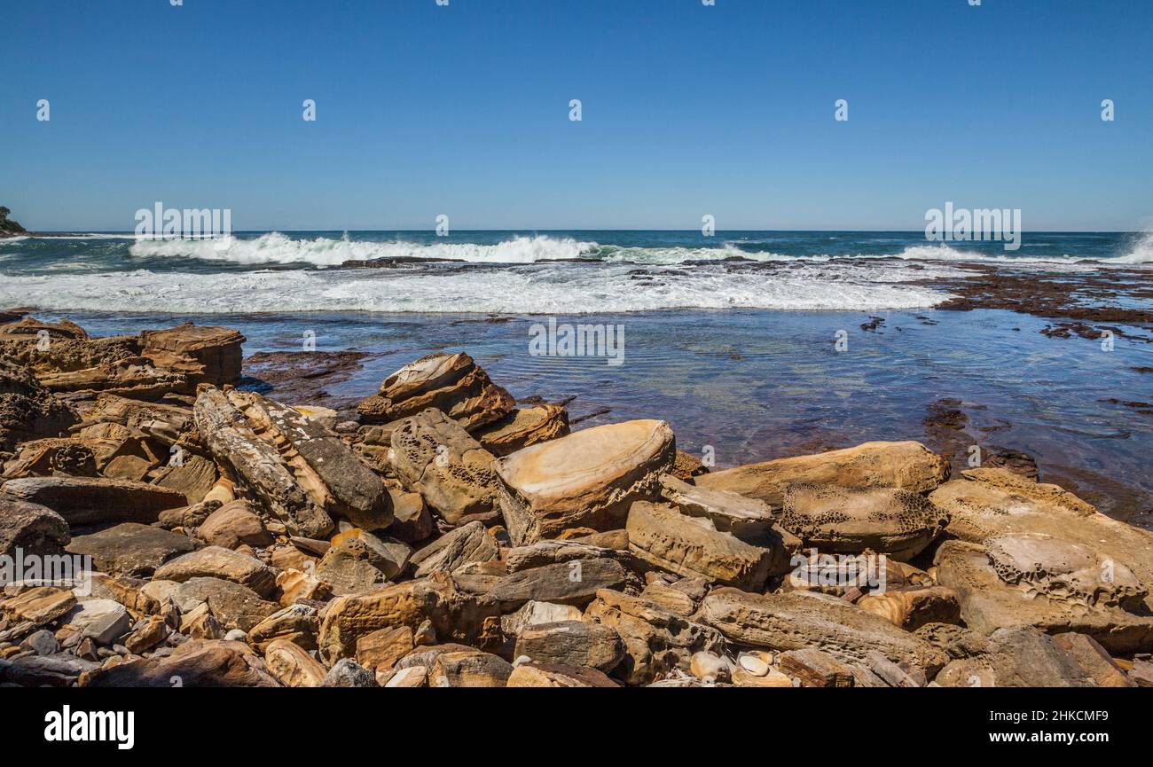 the incoming tide flooding the rock platform at Bouddi Point, Bouddi ...