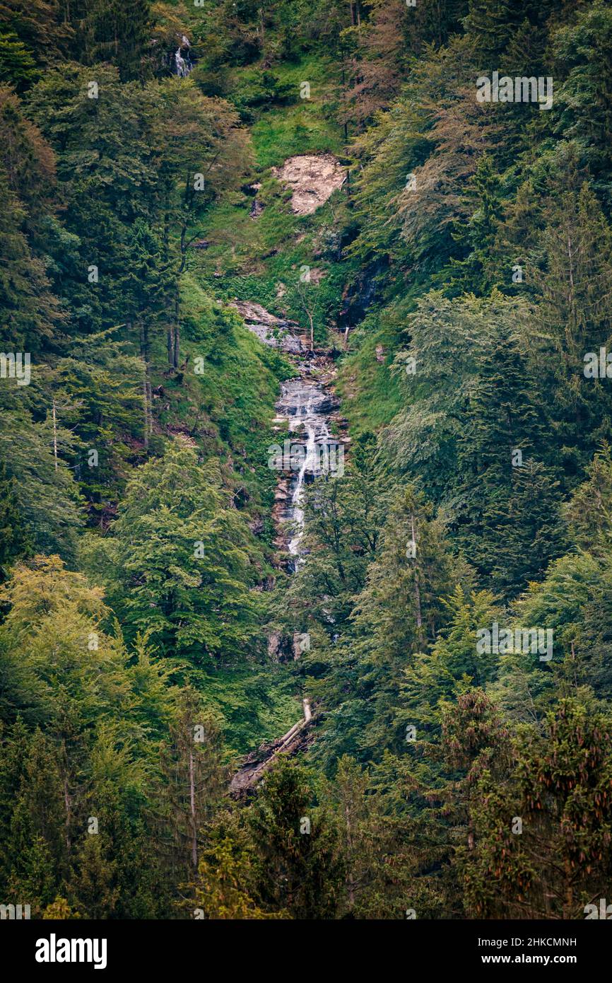 Beautiful waterfall small scenic hi-res stock photography and images ...