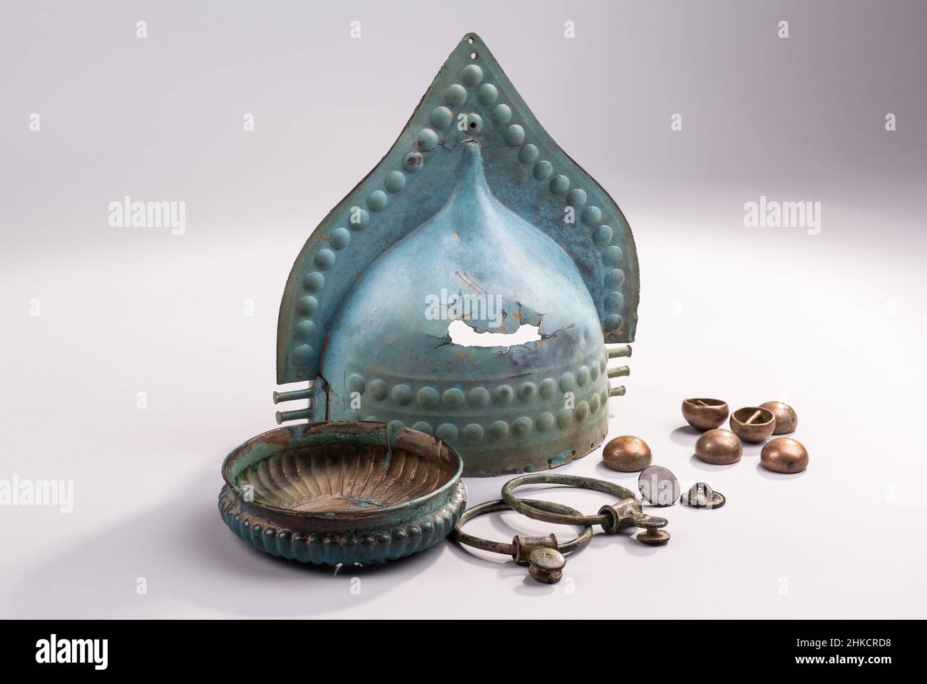 Things Cimmerian Warrior. Etruscan Bronze Crested Helmet, 7-9th century ...