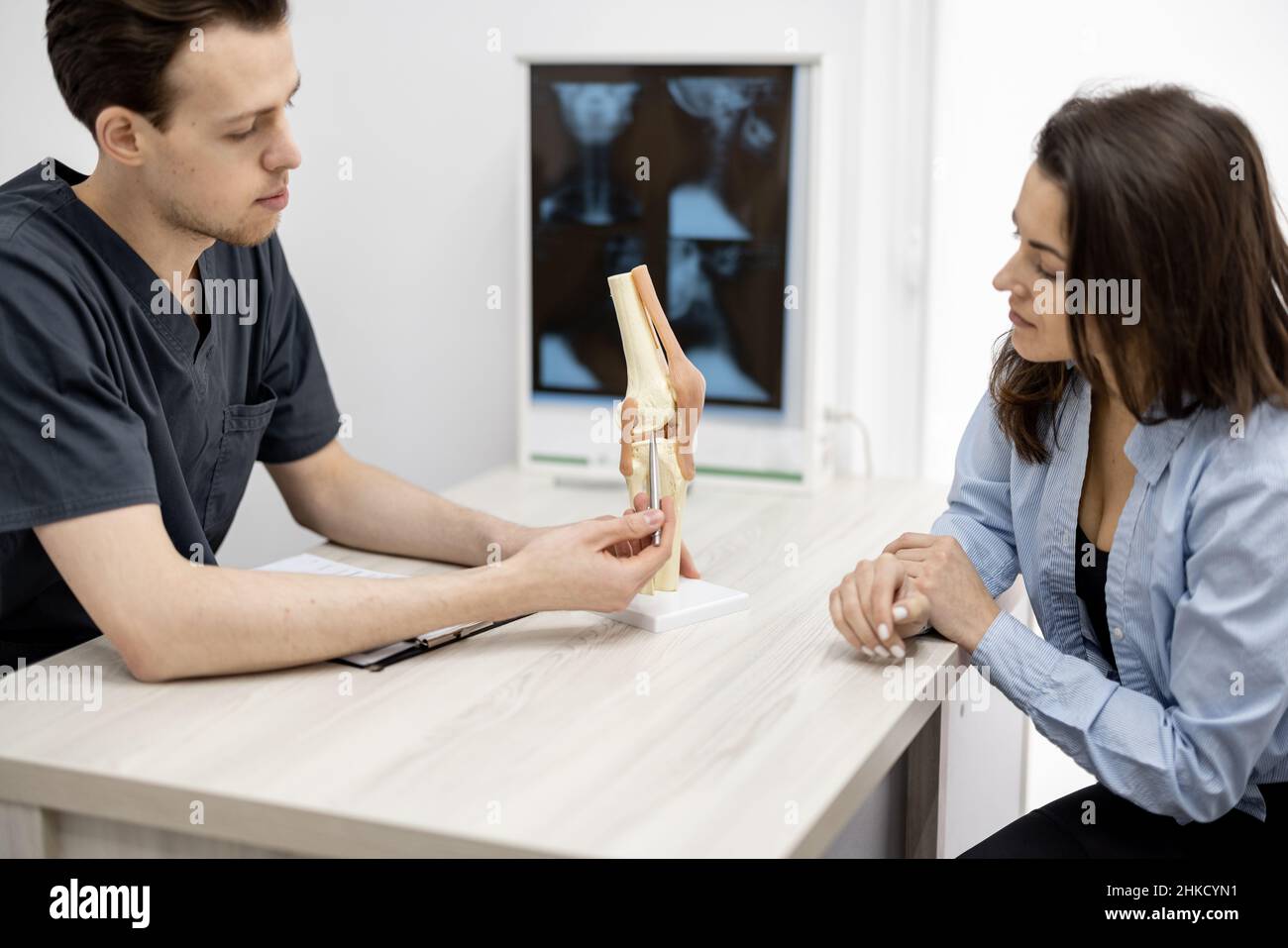 Physical therapist model hi-res stock photography and images - Alamy