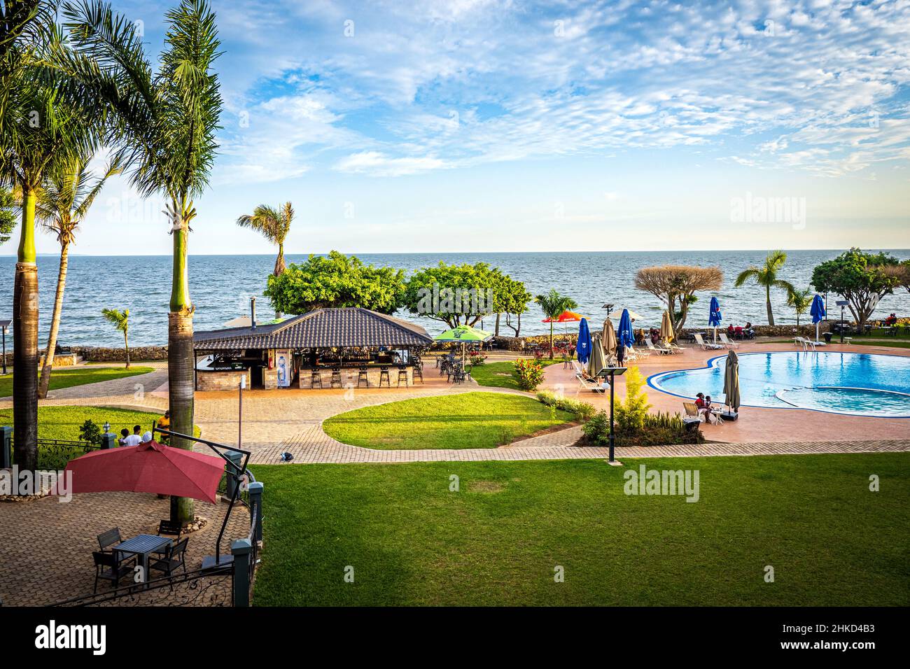 Beautiful swimming pool high end hi-res stock photography and images ...