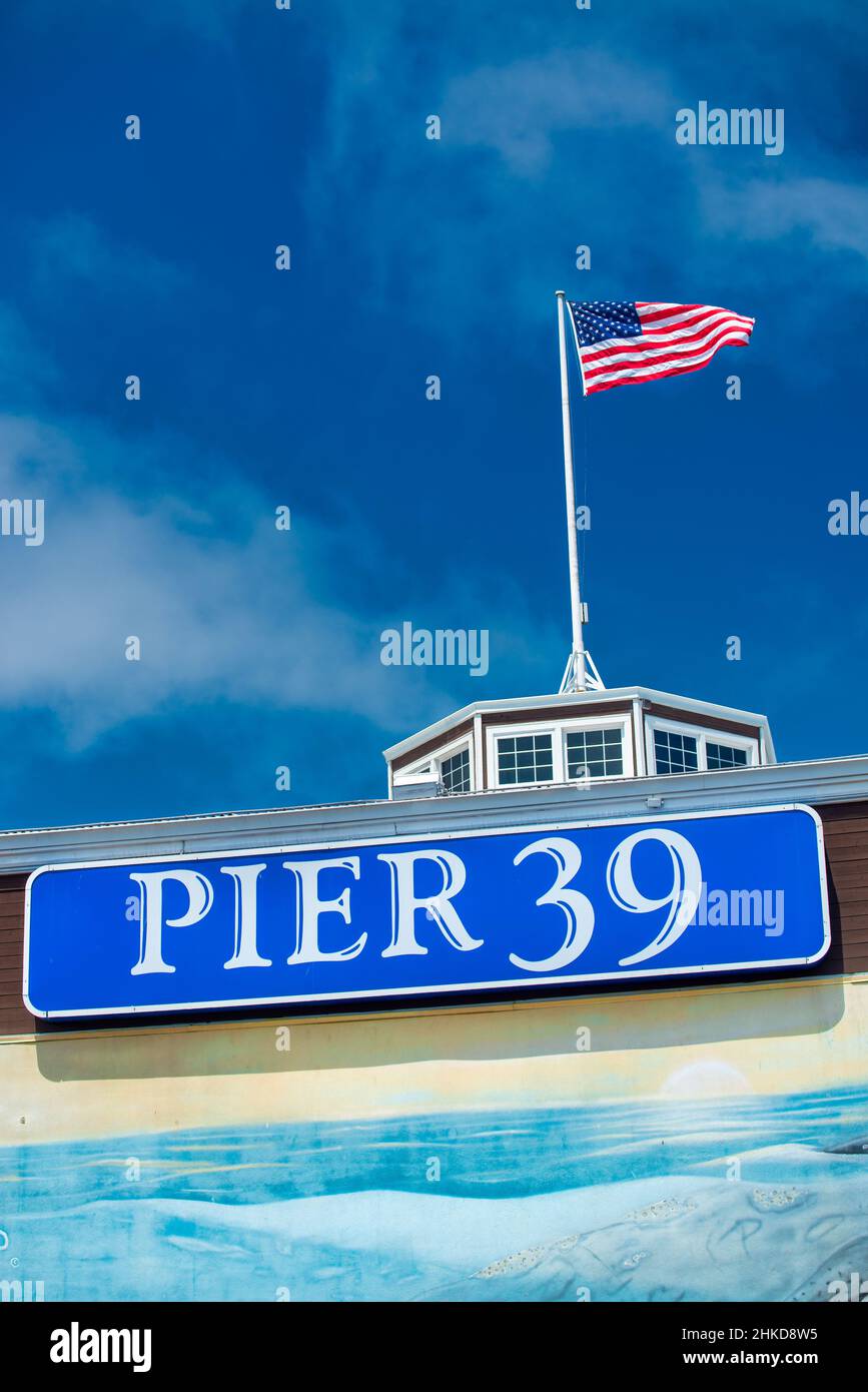 Pier 39 Logo