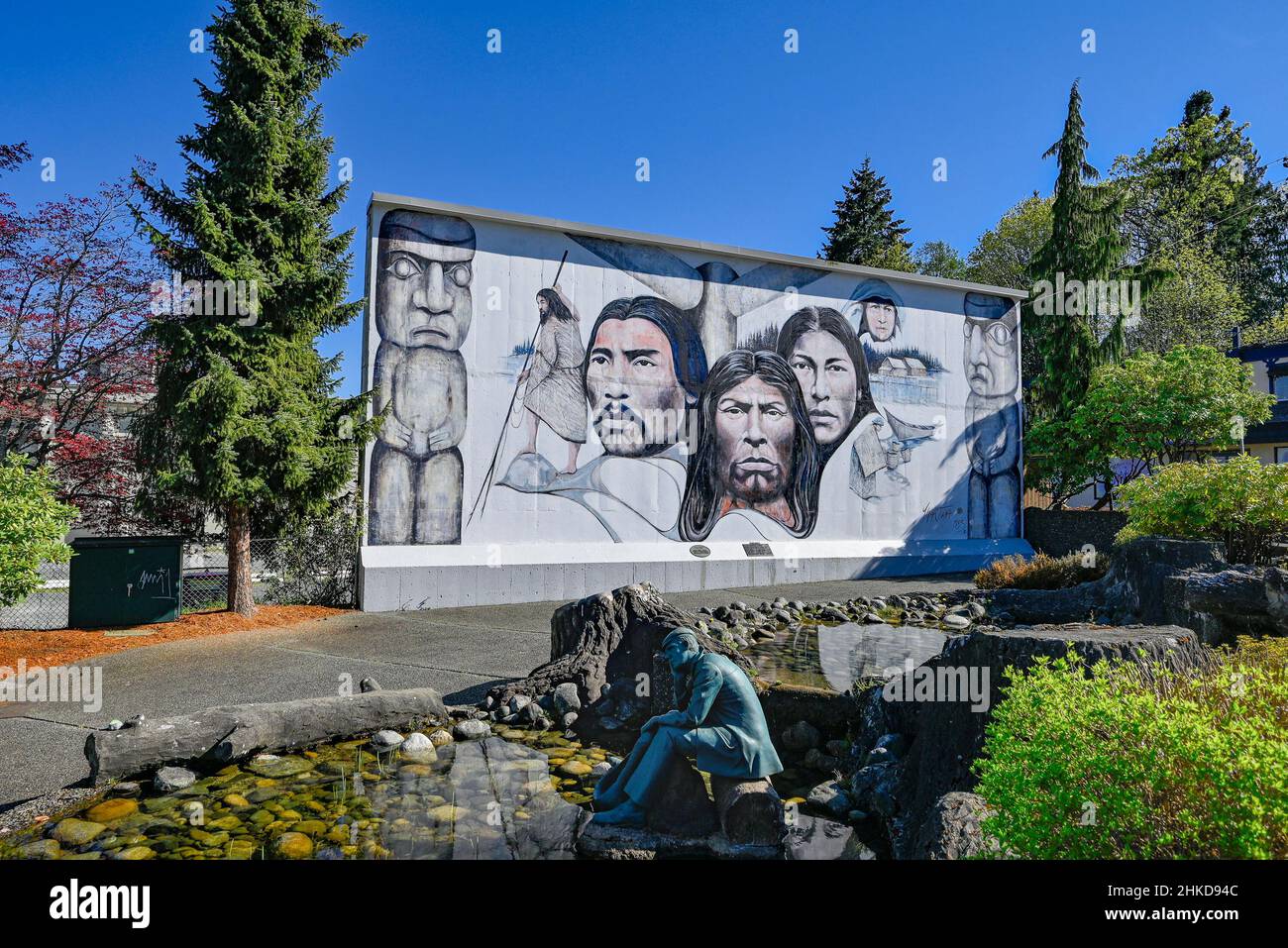 Native Heritage mural by artist Paul Ygartua, Chemainus, British ...