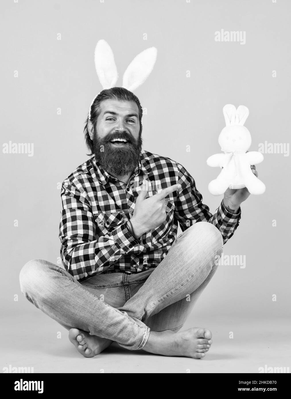 Funny man in yellow Black and White Stock Photos & Images - Alamy