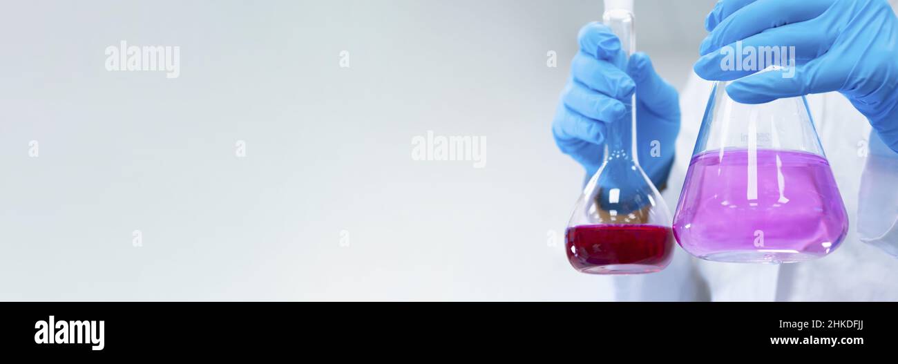 Titration experiment hi-res stock photography and images - Alamy