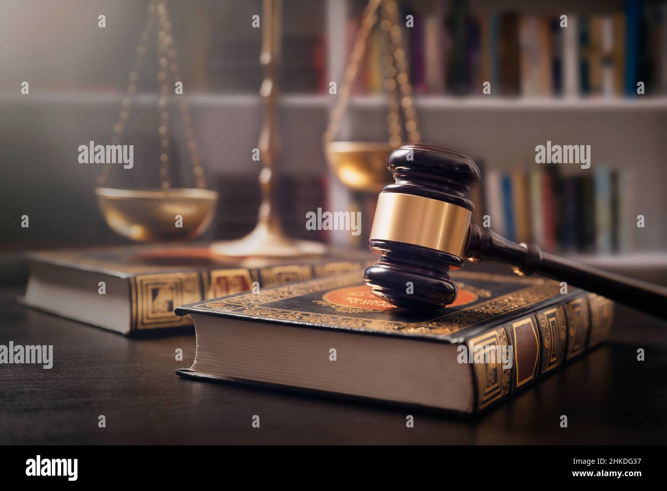 Judge's gavel and weight scale. Law and justice system Stock Photo - Alamy