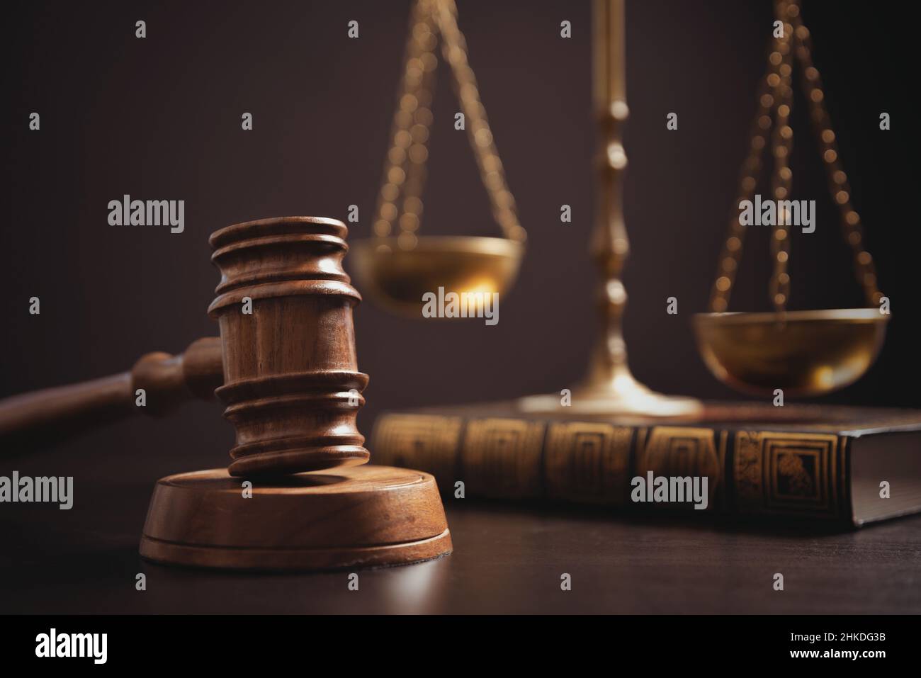 Judge's gavel and weight scale. Law and justice system Stock Photo - Alamy