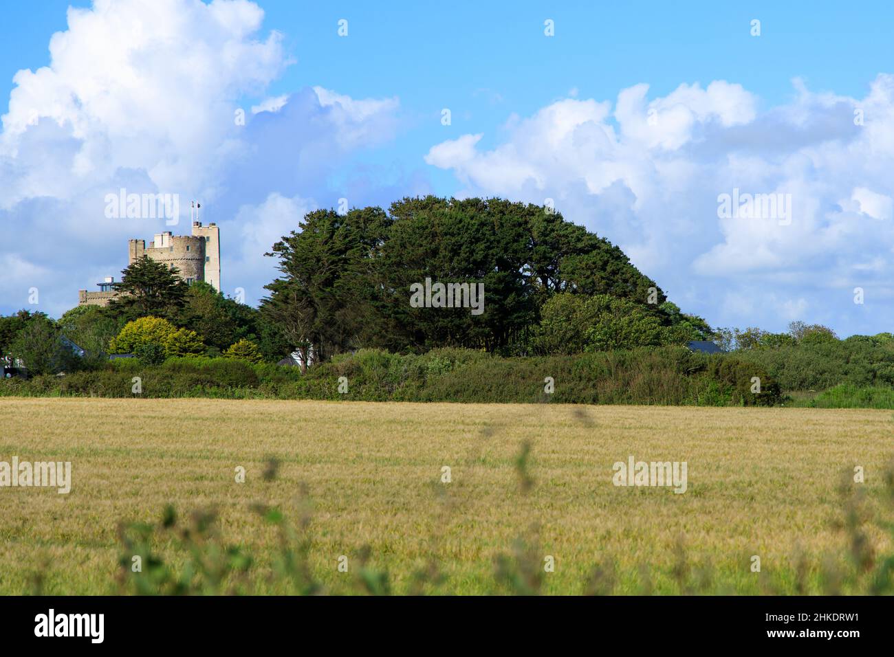 Roch Castle in Pembrokeshire, Wales Stock Photo - Alamy