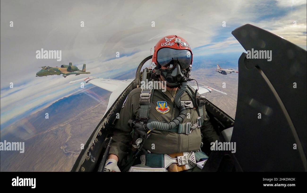 Maj. Ryan "Slinga" Yingling, United States Air Force Air Demonstration ...