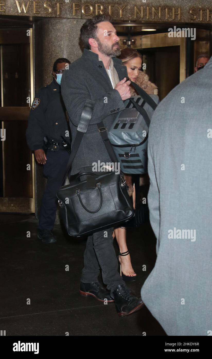 Jennifer lopez ben affleck marry me hi-res stock photography and images ...