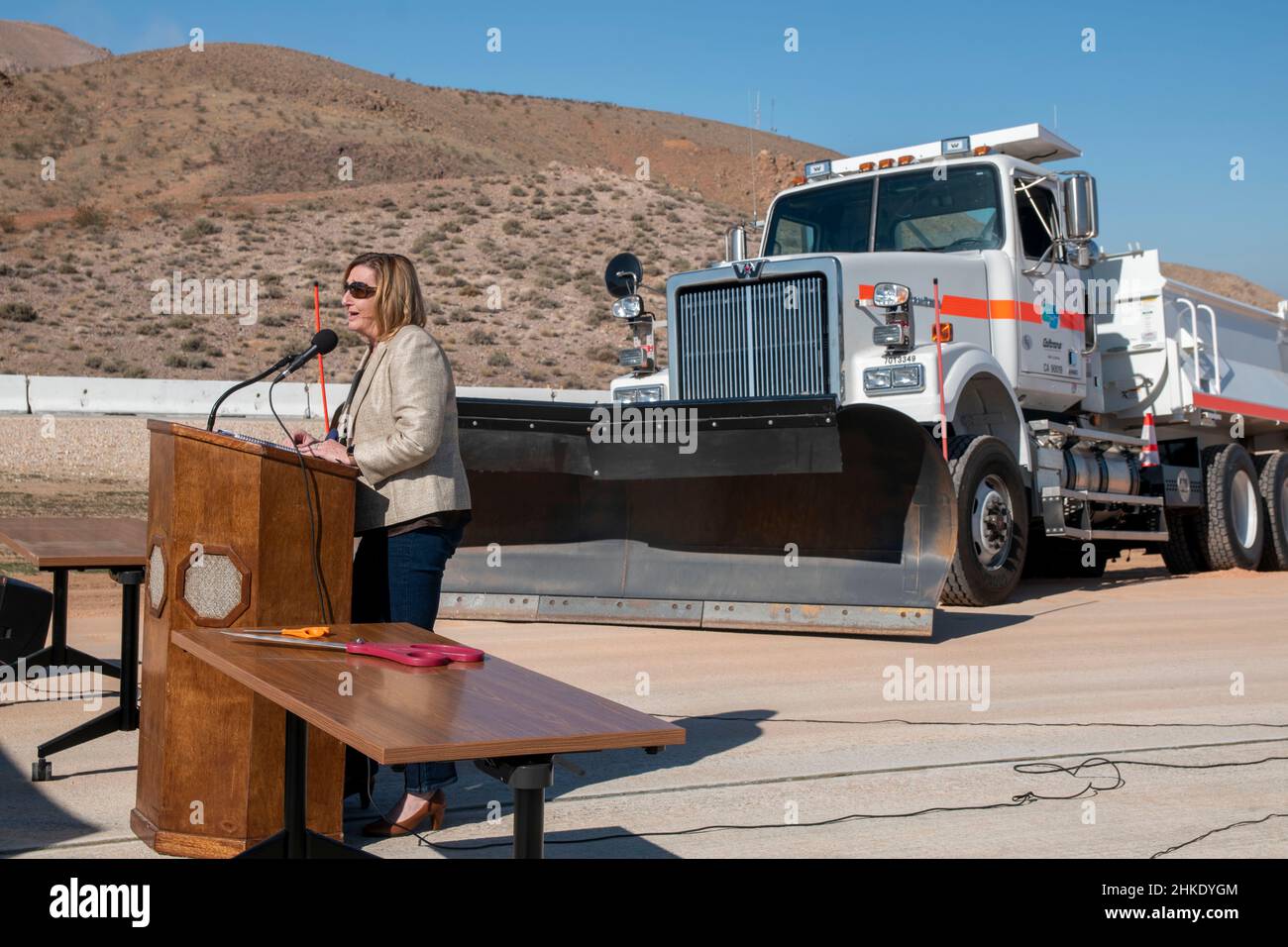 A California state highway near the town of Mojave in Kern County is ...