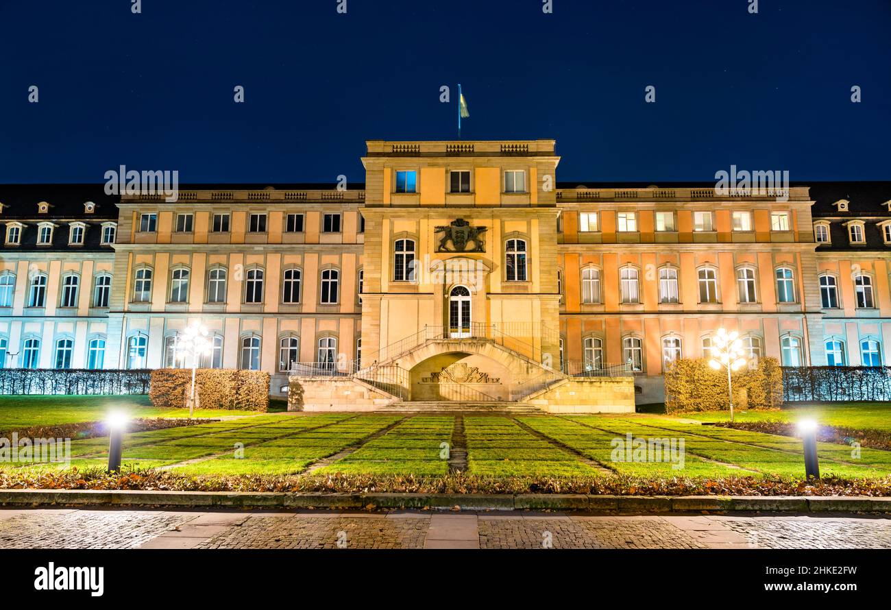 New Palace in Stuttgart, Germany at night Stock Photo - Alamy