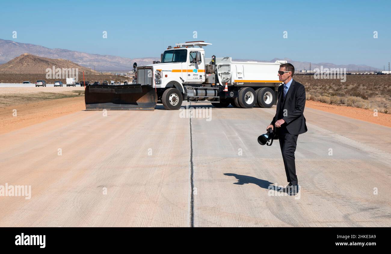 A California state highway near the town of Mojave in Kern County is ...