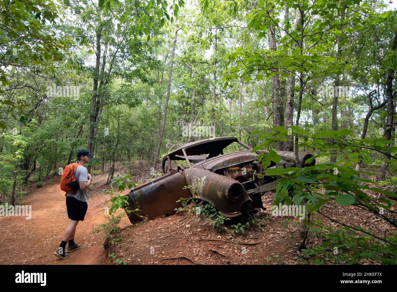 Providence canyon state park abandoned car hi-res stock photography and ...