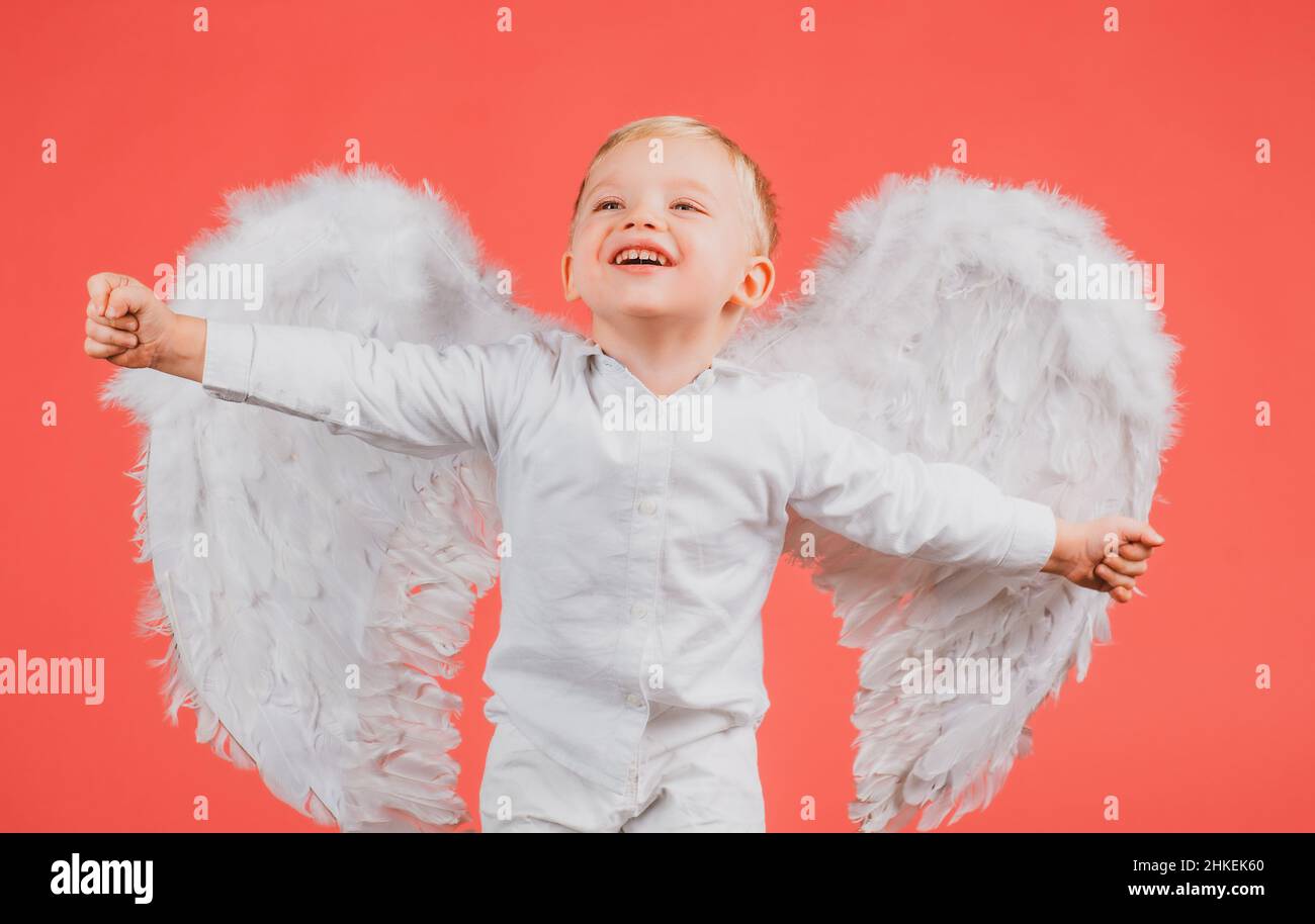 Angelic children hi-res stock photography and images - Alamy