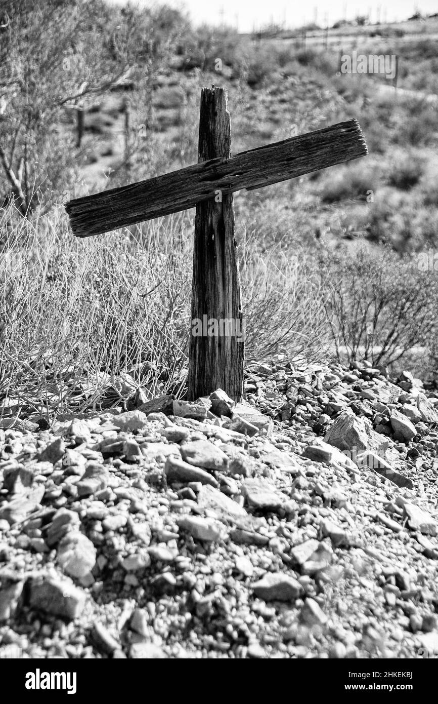 An old, wood, cross marks the site of a grave Stock Photo - Alamy