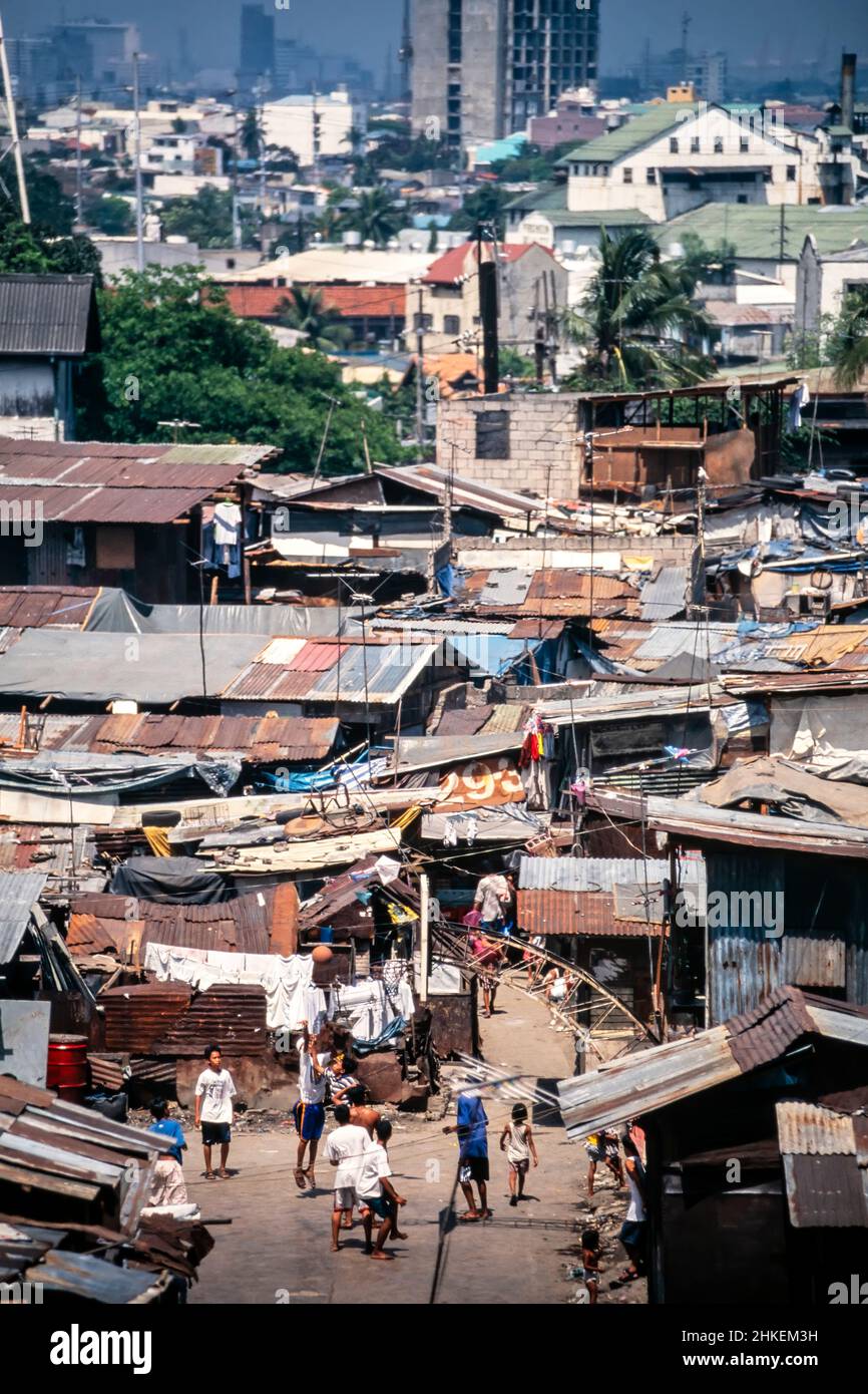 Philippine poor manila hi-res stock photography and images - Alamy