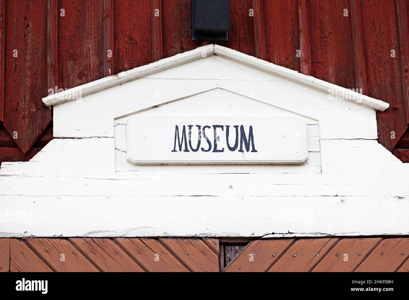 an old wooden sign for museum Stock Photo - Alamy