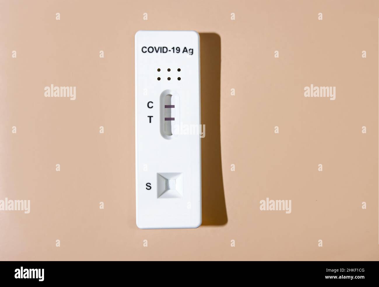 Positive test result by using rapid test device for COVID-19 Stock ...