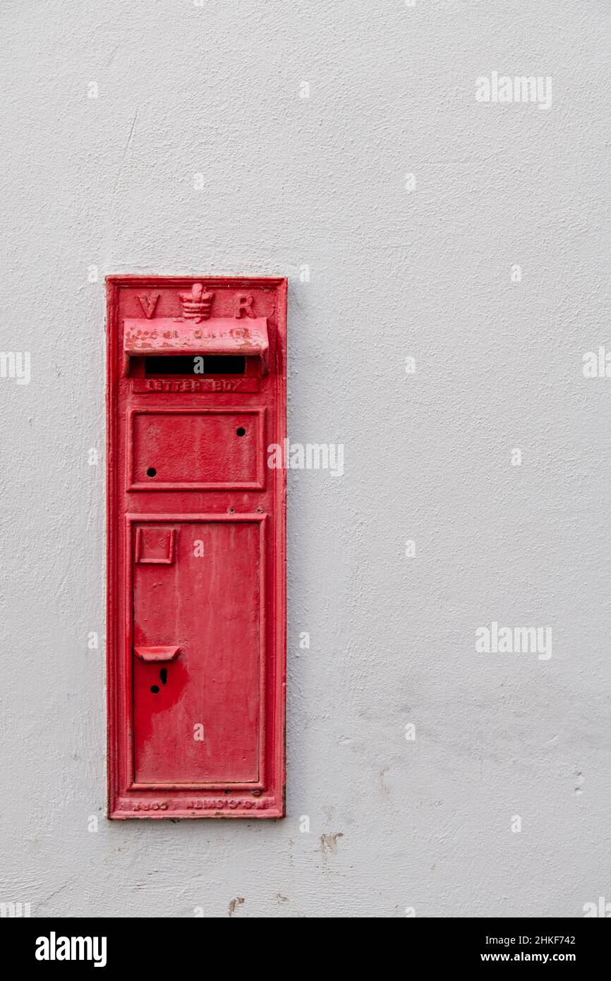 Mailboxes mounted at entry gates, mailboxes embedded in a stone wall ...