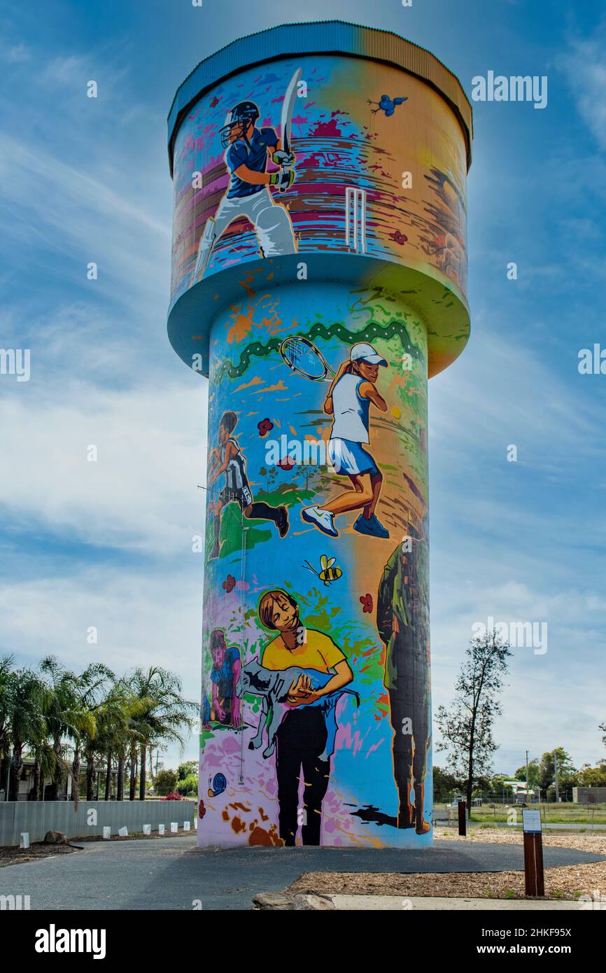 Water Tower Art, Yerong Creek, NSW, Australia Stock Photo - Alamy