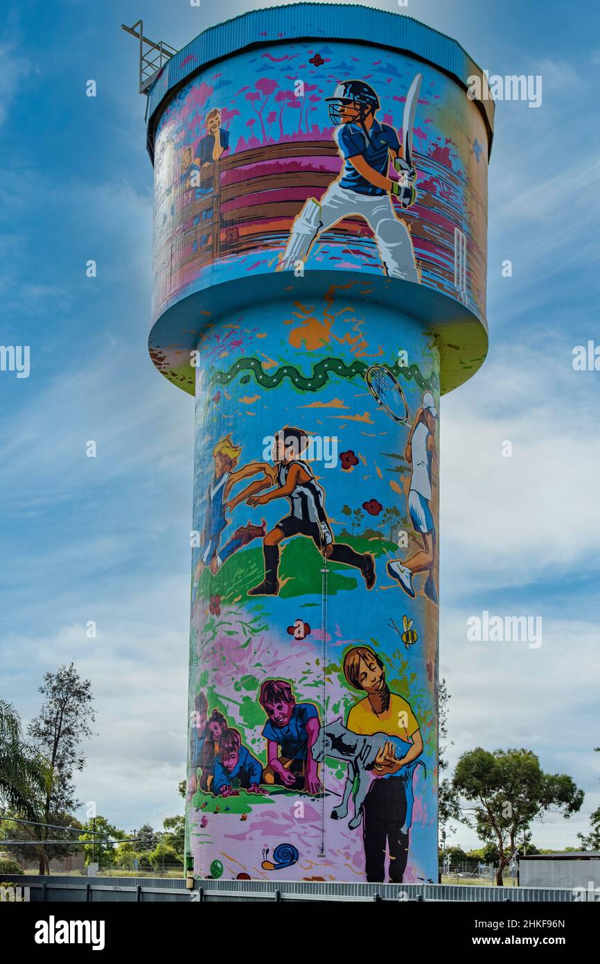 Water Tower Art, Yerong Creek, NSW, Australia Stock Photo - Alamy
