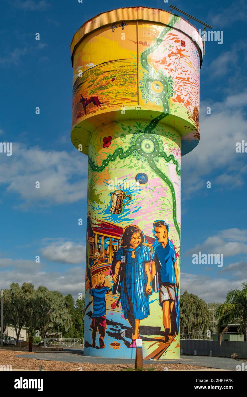 Water Tower Art, Yerong Creek, NSW, Australia Stock Photo - Alamy