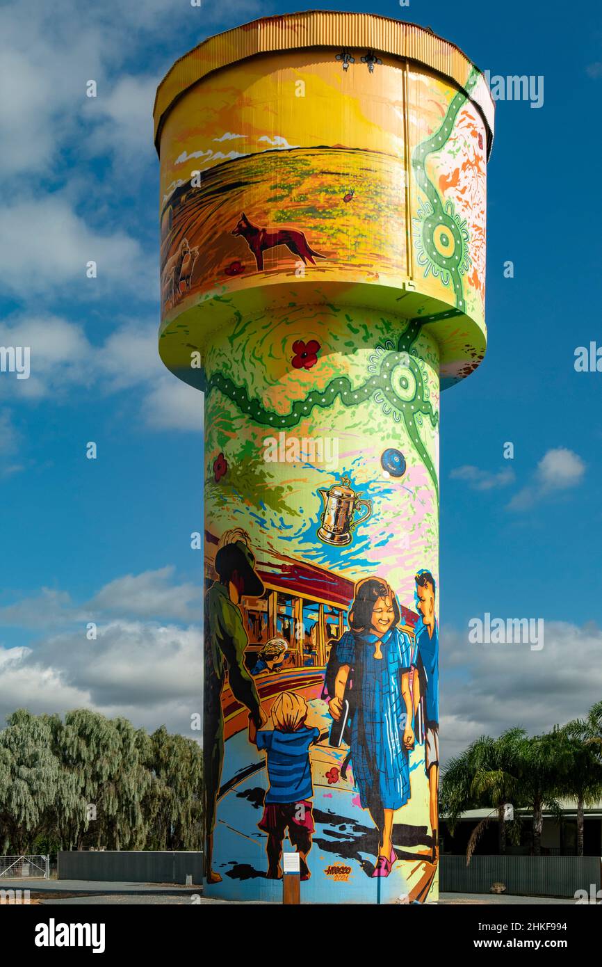 Water Tower Art, Yerong Creek, NSW, Australia Stock Photo - Alamy