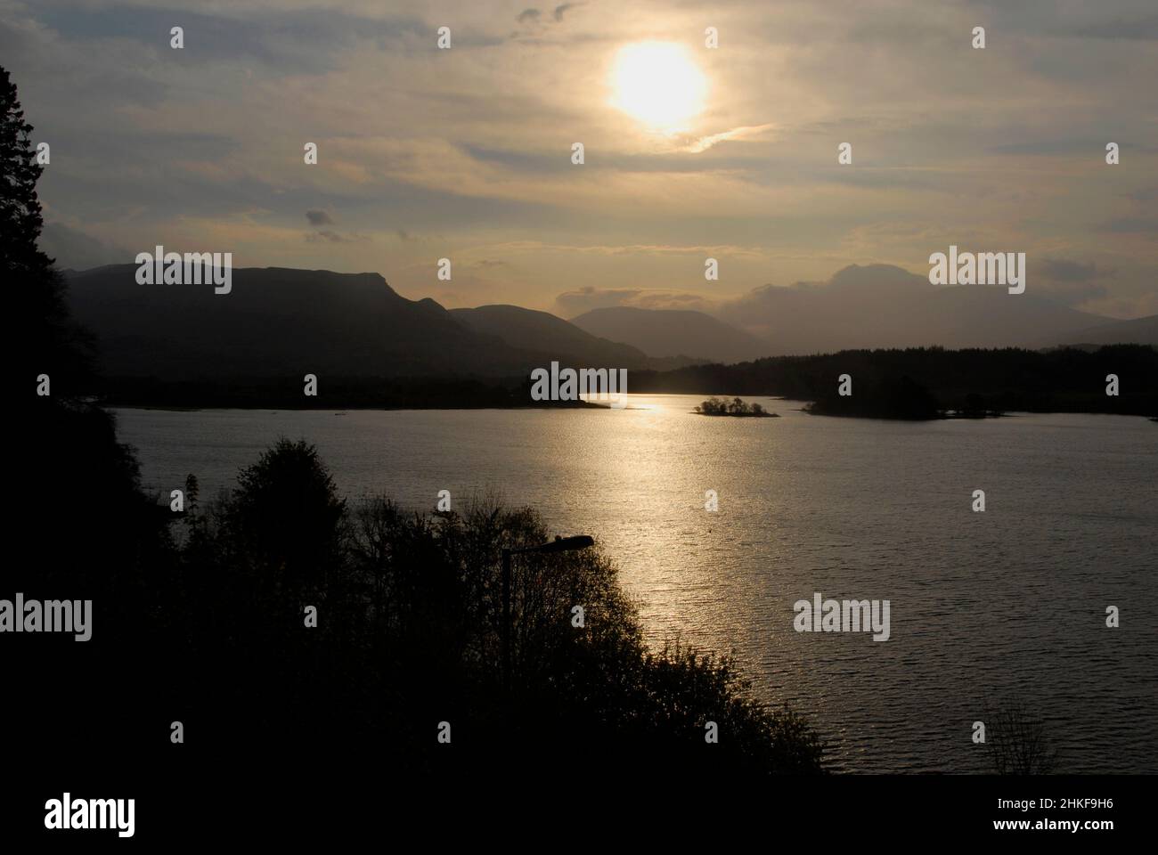 Reflecting morning sun hi-res stock photography and images - Alamy