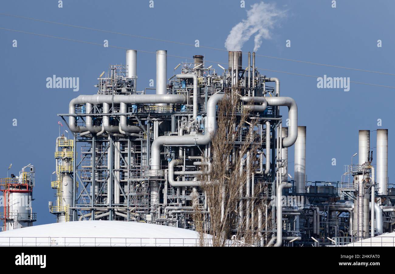 schwechat, austria, 02 feb 2022, oil refinery omv Stock Photo - Alamy