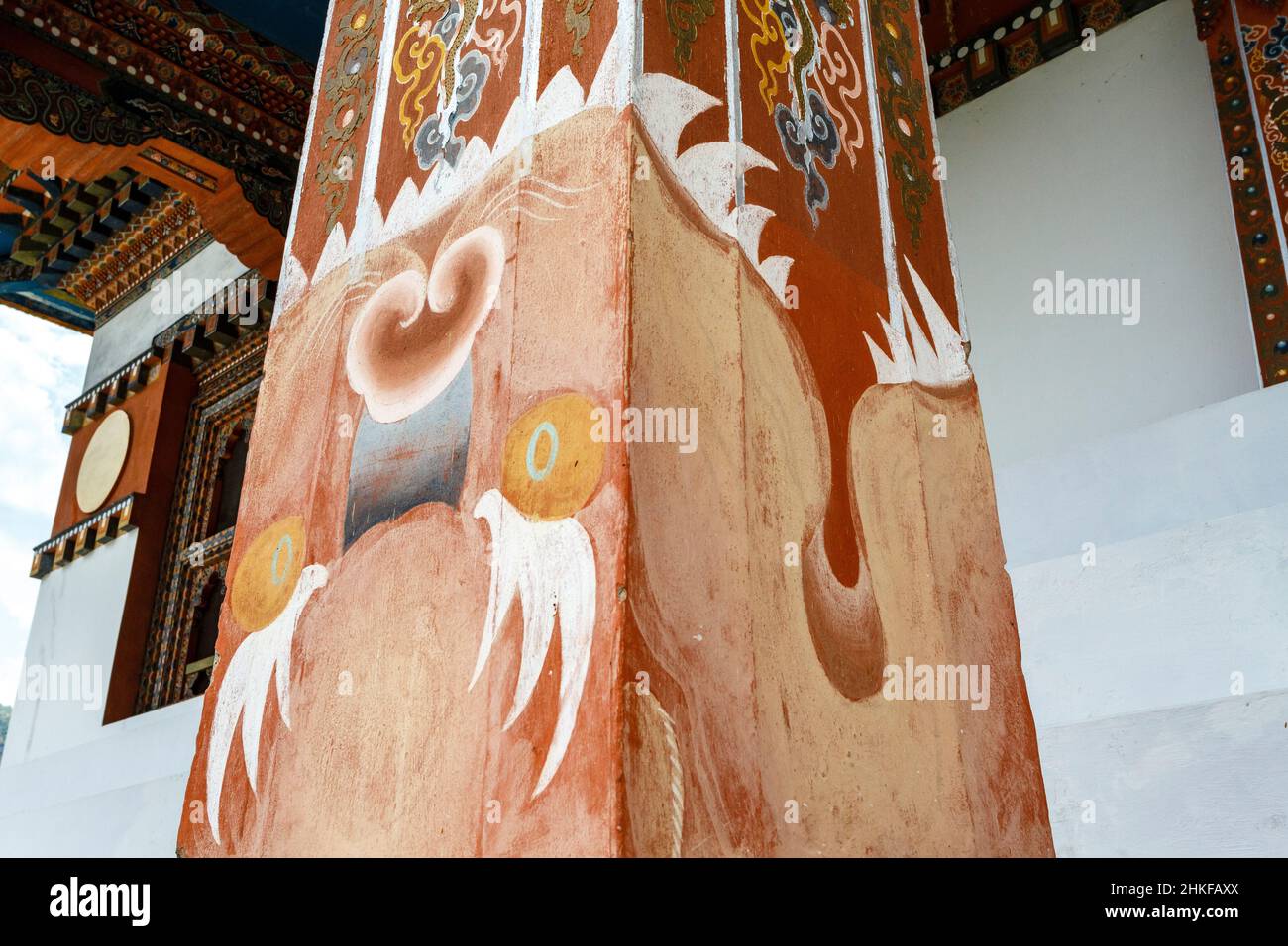 Exterior of the Khamsum Yeulley Namgyal chorten temple in Punakha ...