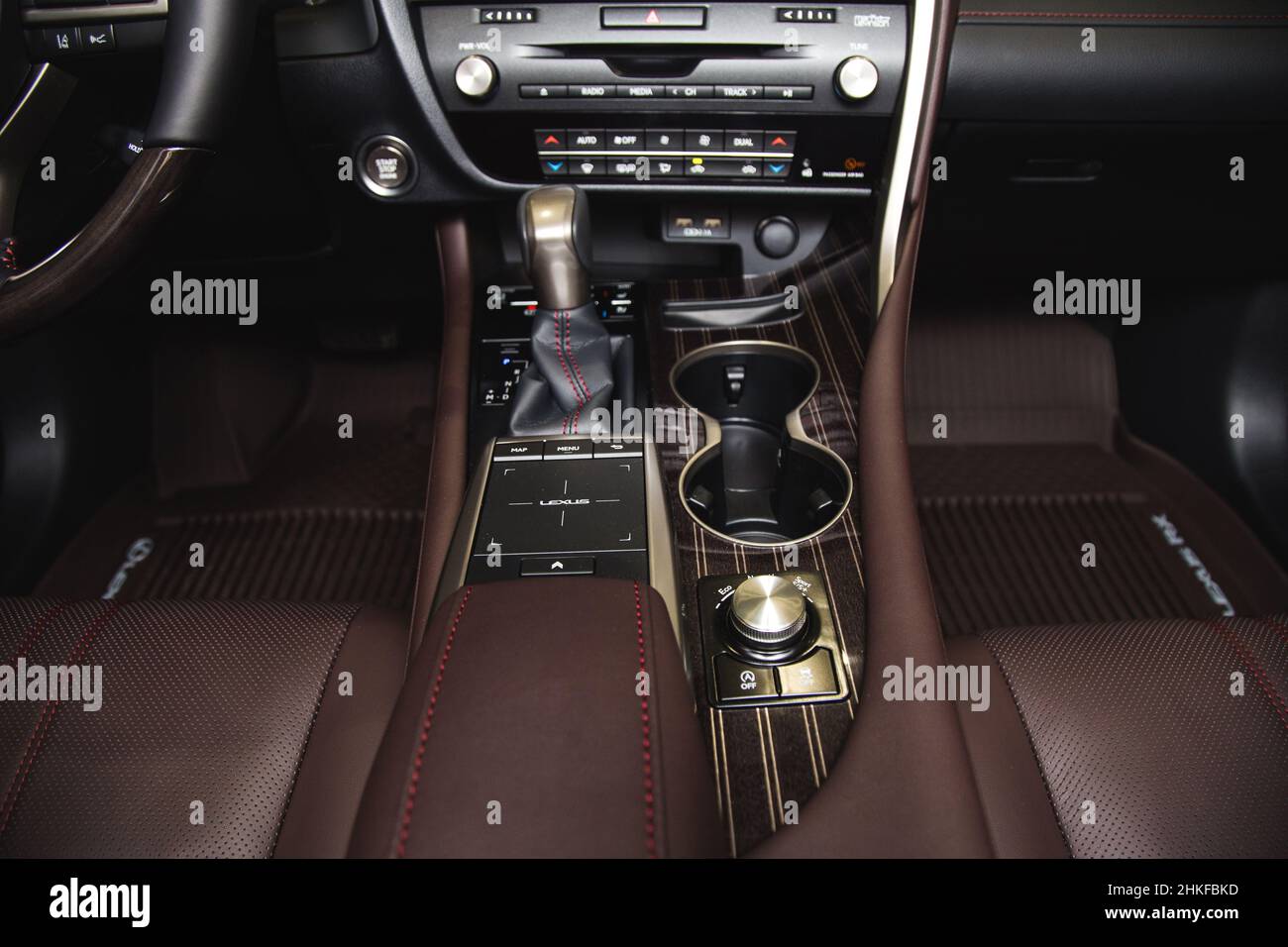 Gear stick in reverse hi-res stock photography and images - Alamy