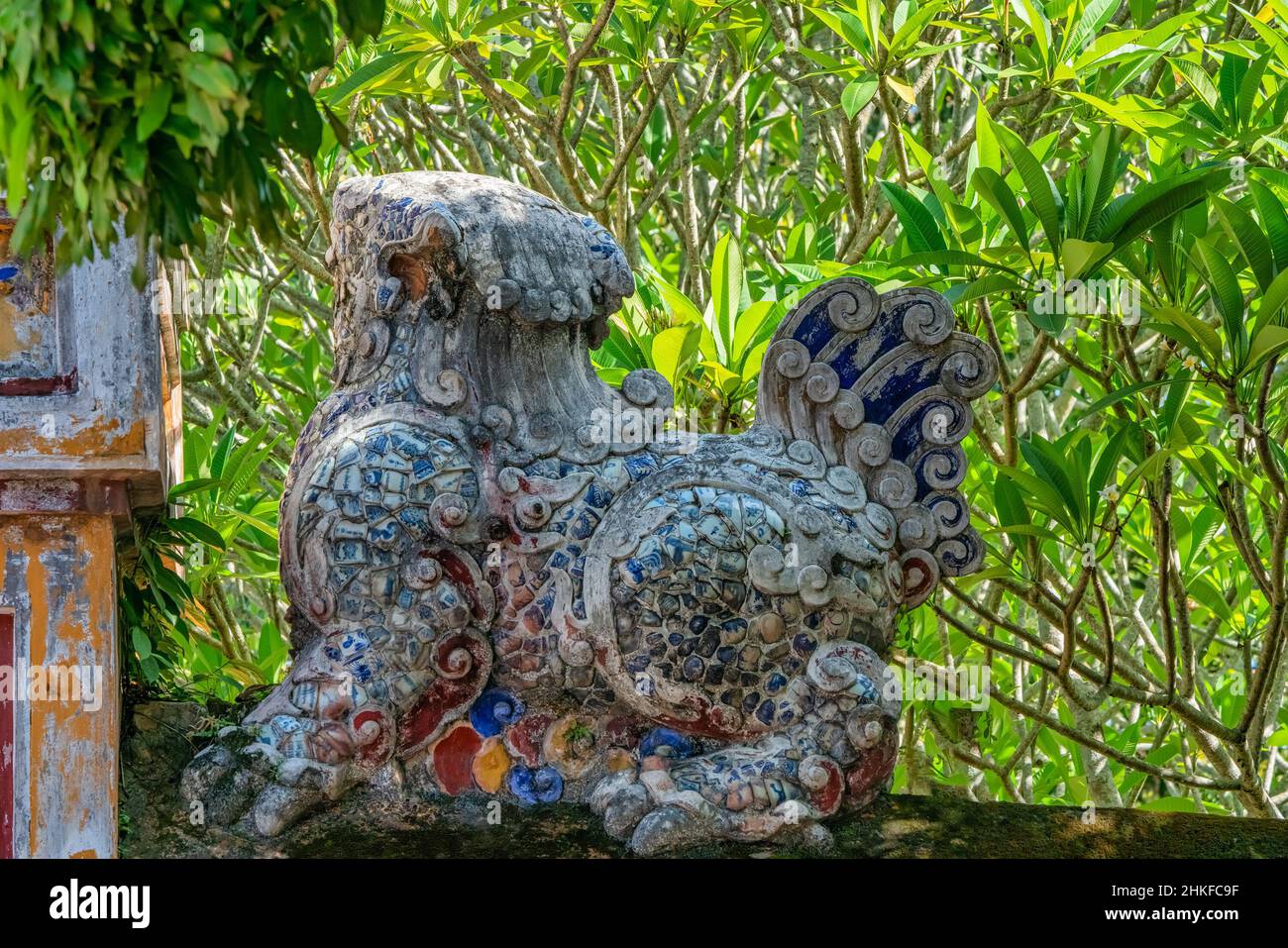 Gate of the Hien Lam Cac house in the Imperial City with the Purple ...