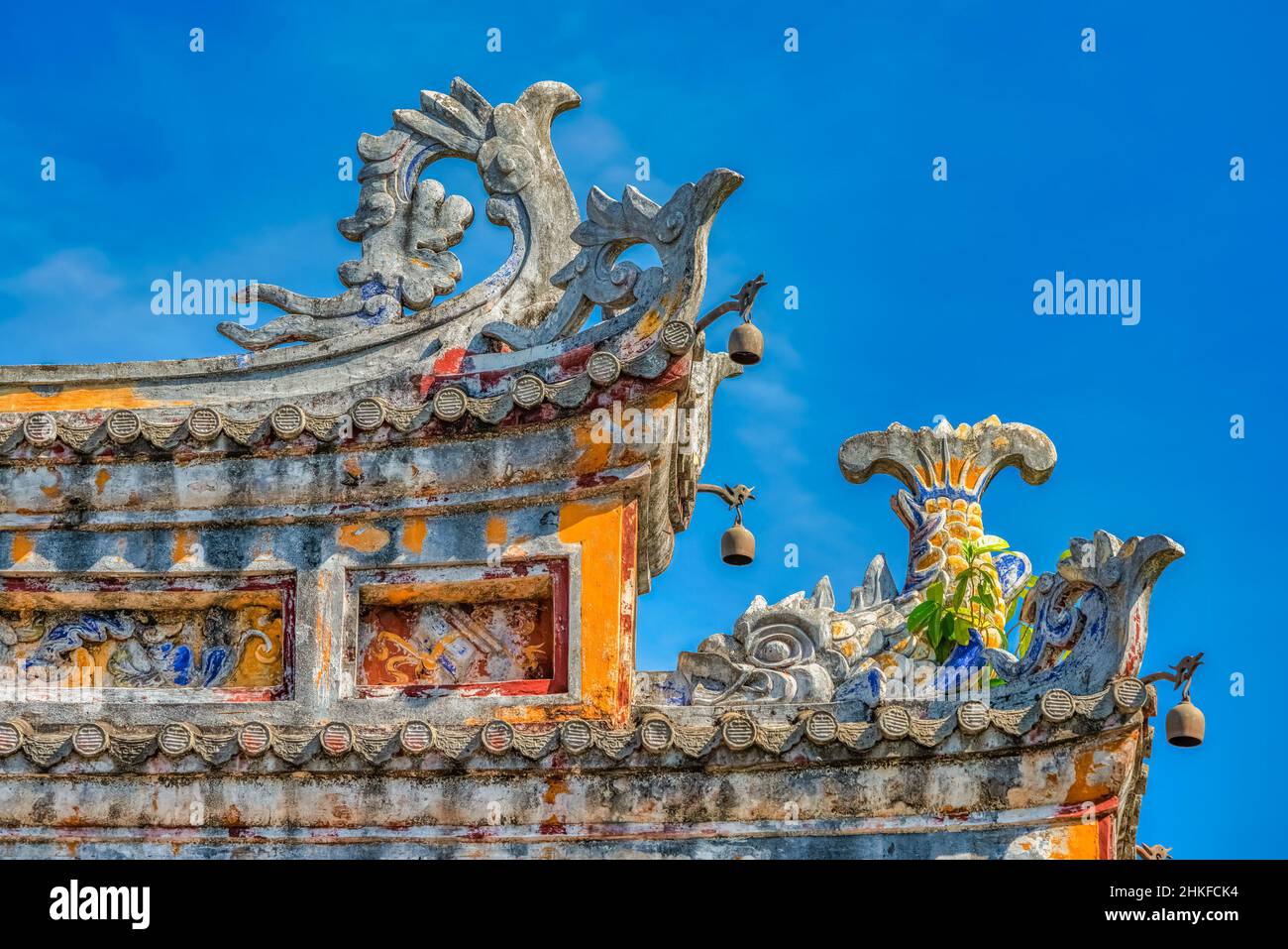 Gate of the Hien Lam Cac house in the Imperial City with the Purple ...