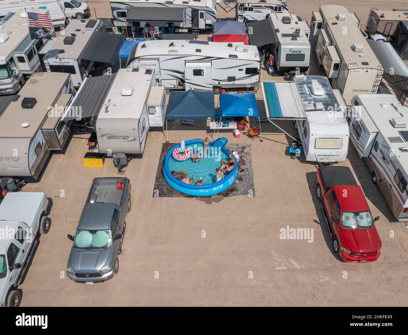 Summer music festival friends in a swimming pool Stock Photo - Alamy