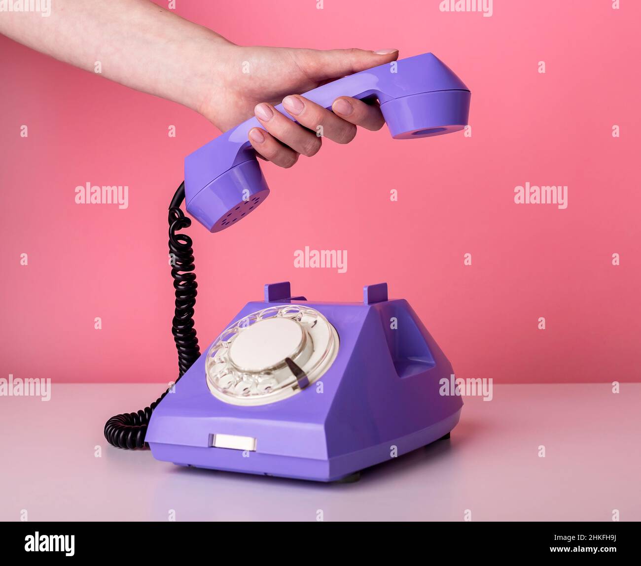 Retro phone cord hi-res stock photography and images - Alamy