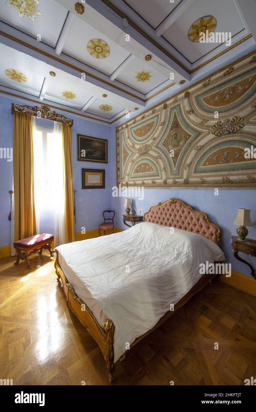 Malta, Valletta, Cosimo suite decorated with murals in Casa Rocca ...